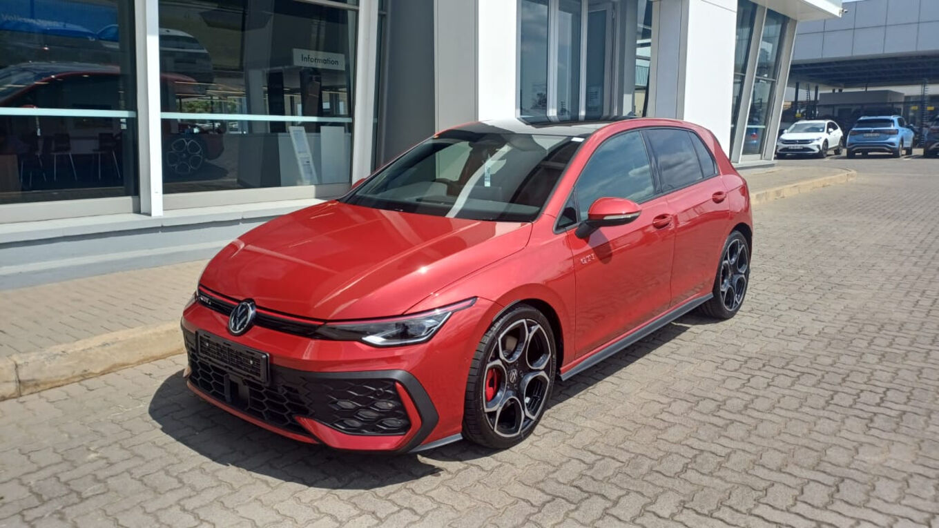 New Volkswagen (VW) Golf 8 GTI TSi 2.0 Cars For Sale| Motus VW ...