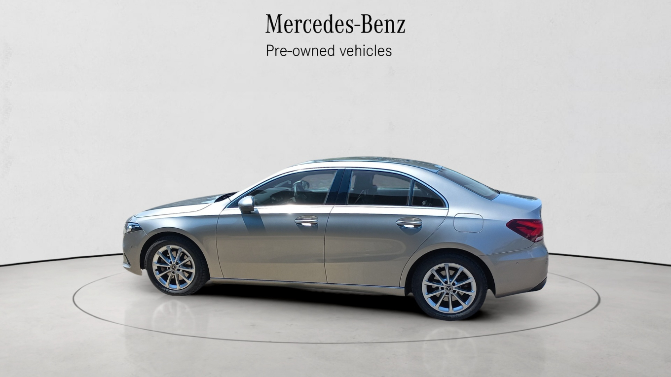 MERCEDES-BENZ A200 (4DR) | Maemo Motors